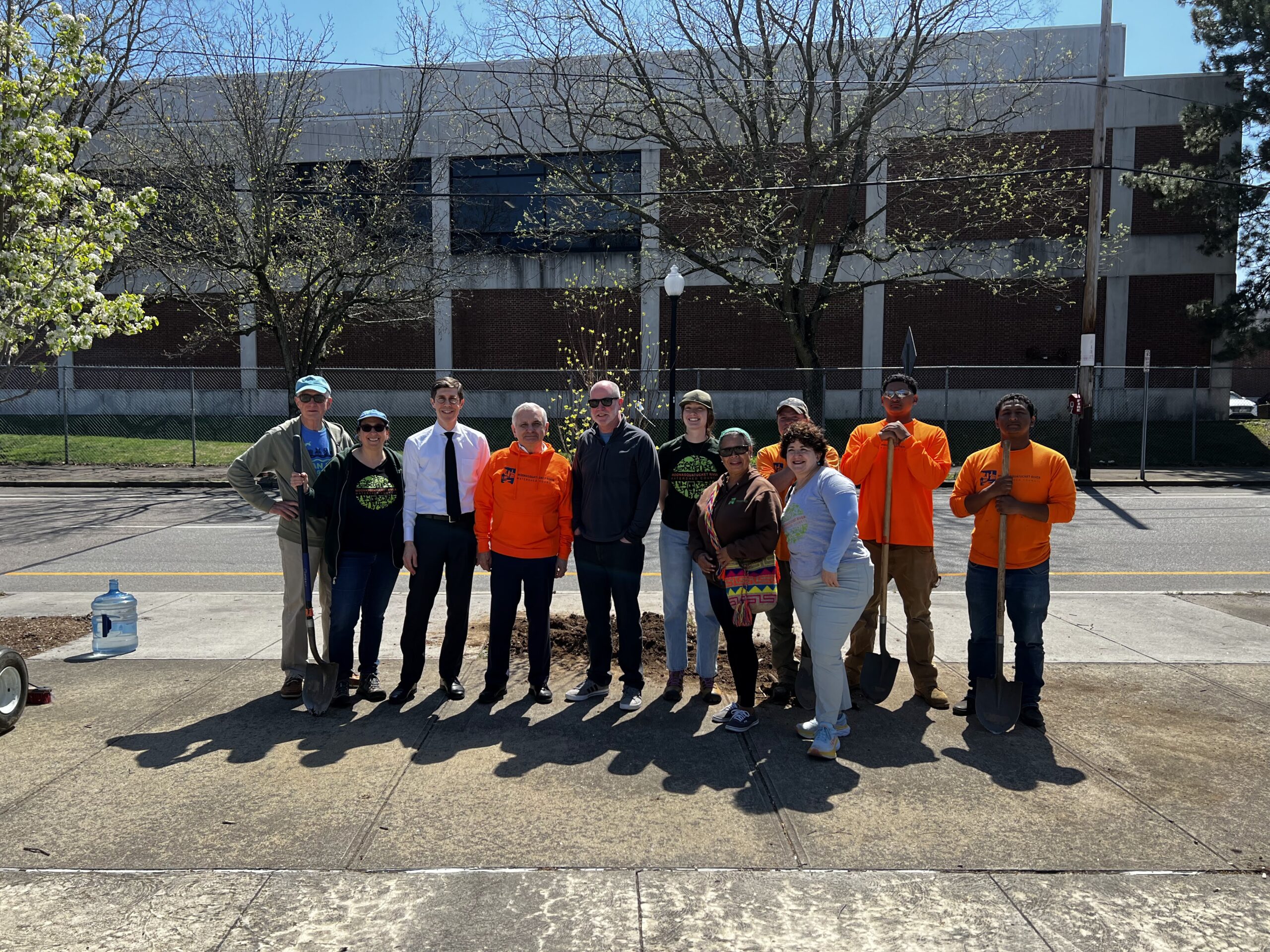 Senator Reed, Mayor Smiley, and USDA Join the WRWC for Earth Day Tree ...